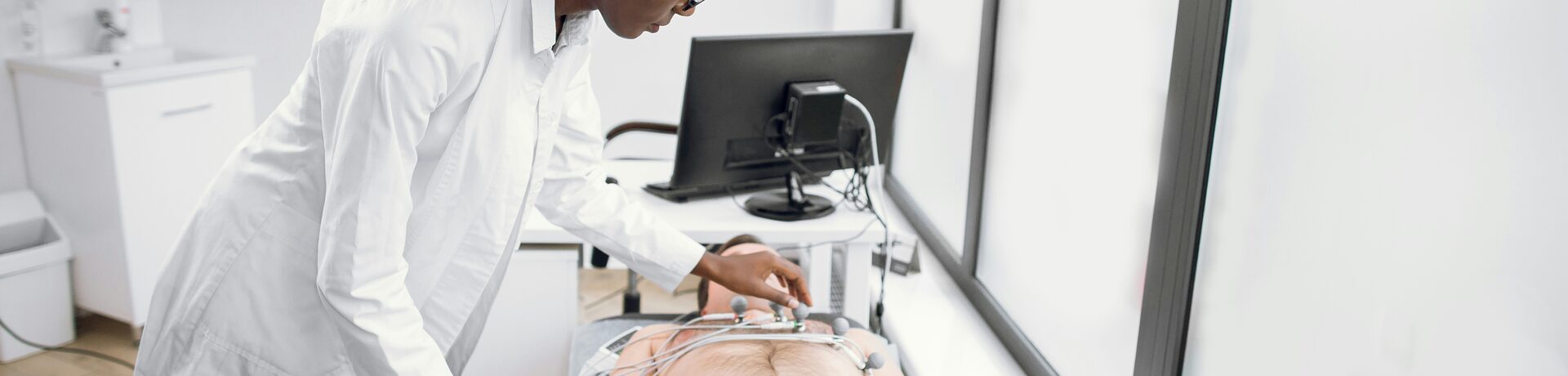 Dusznica bolesna – objawy, przyczyny i leczenie choroby | Polisoteka ...